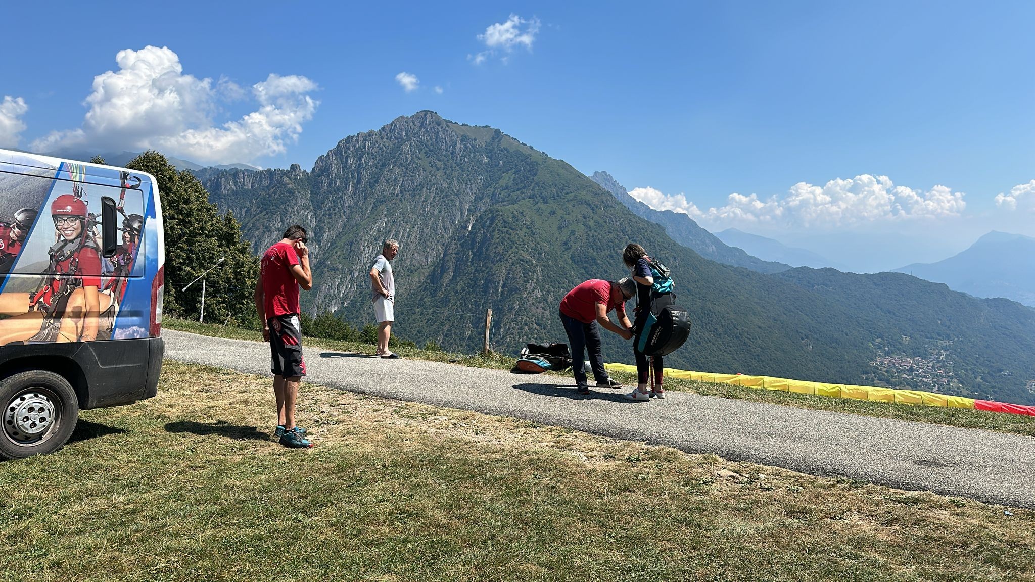 Tandem Paragliding Flight in Carlazzo, three lakes view